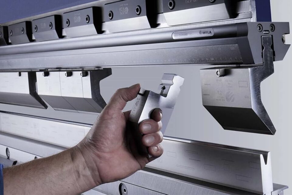 Press Brake Installation: 2024 Ultimate Guide